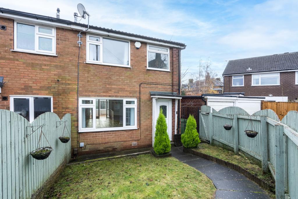 Leeds LS7 3 bed semi-detached house - £1,400 pcm (£323 pw)