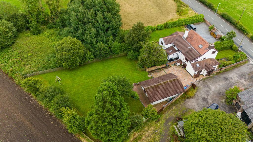 Cronton Road, Cronton, Widnes 3 bed semi-detached house for sale - £500,000