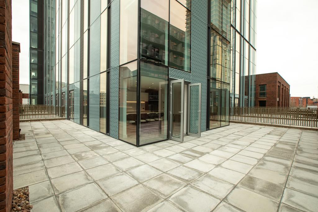 Bankside Boulevard, Cortland at... 2 bed apartment - £2,565 pcm (£592 pw)