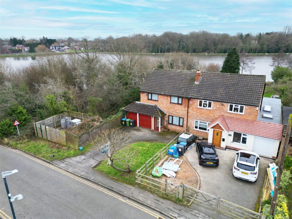 Malthouse Lane, Earlswood, B94 5RY 3 bed semi-detached house - £425,000