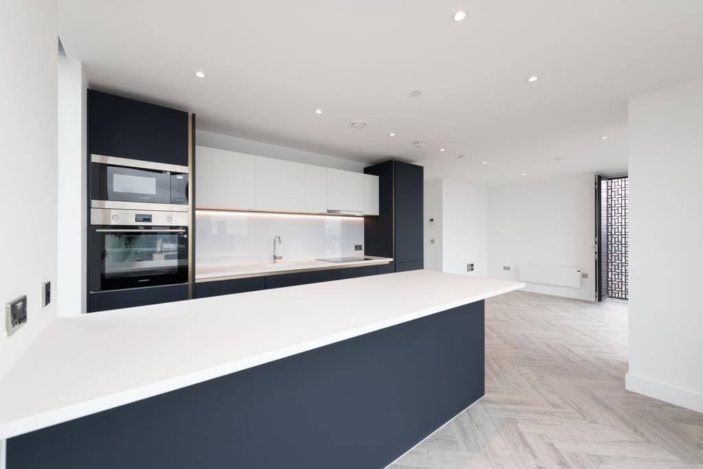Bankside Boulevard, Cortland at... 2 bed apartment - £1,700 pcm (£392 pw)