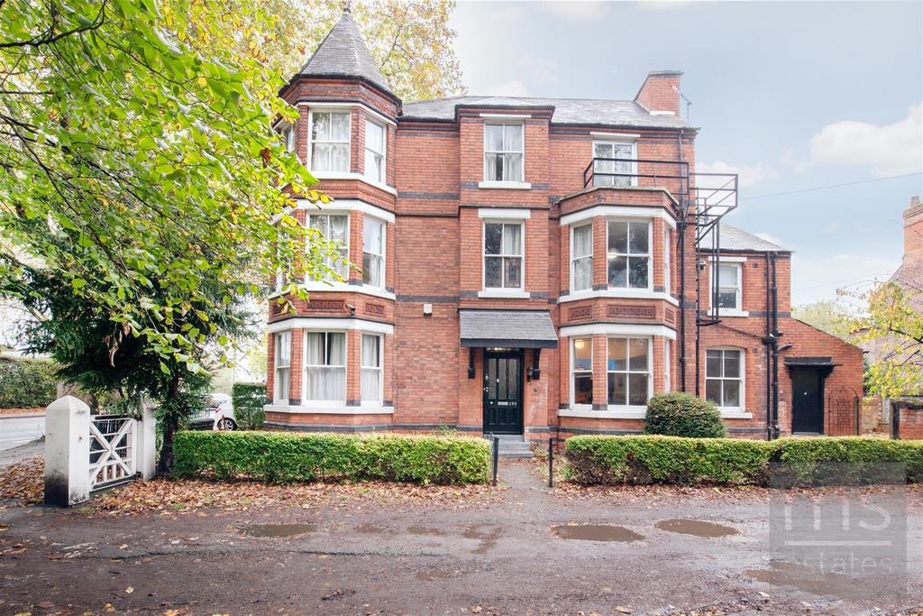 Derby Road, Nottingham NG7 5 bed semi-detached house - £3,683 pcm (£850 pw)