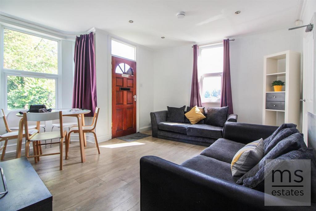 Cecil Street, Nottingham NG7 5 bed semi-detached house - £2,600 pcm (£ ...