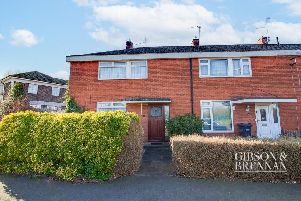 Clay Hill Road, Basildon, SS16 3 bed end of terrace house for sale - £ ...
