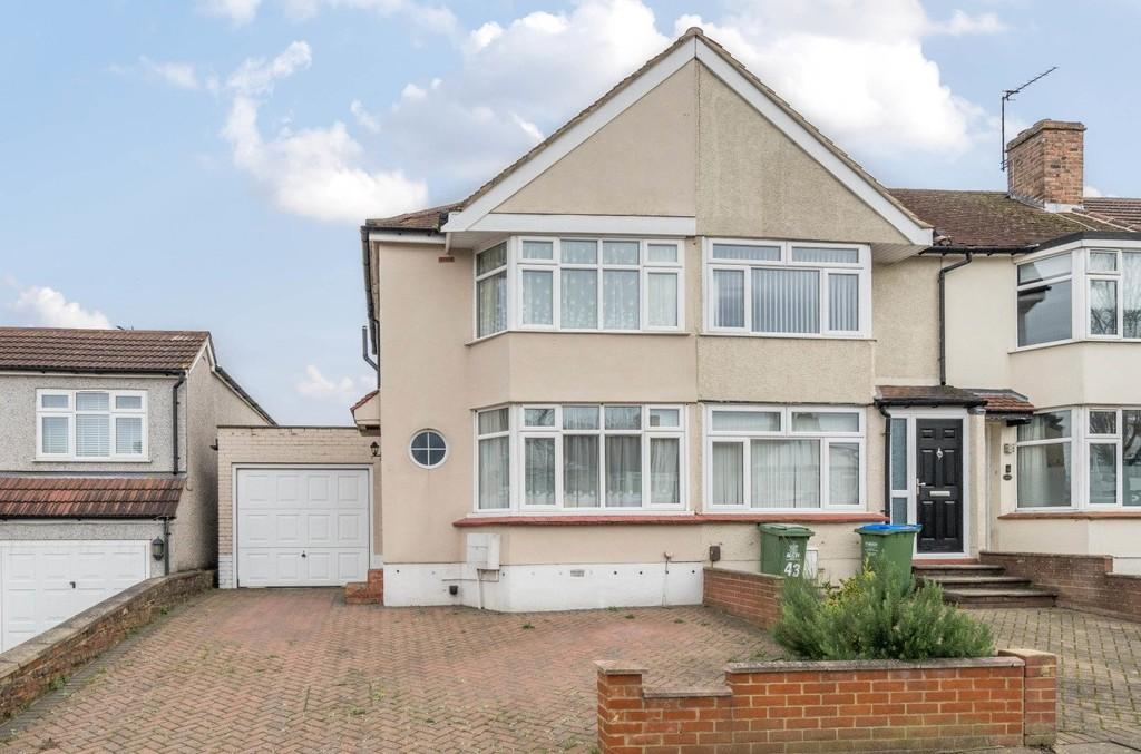 Harcourt Avenue Sidcup Da15 2 Bed End Of Terrace House For Sale £425 000
