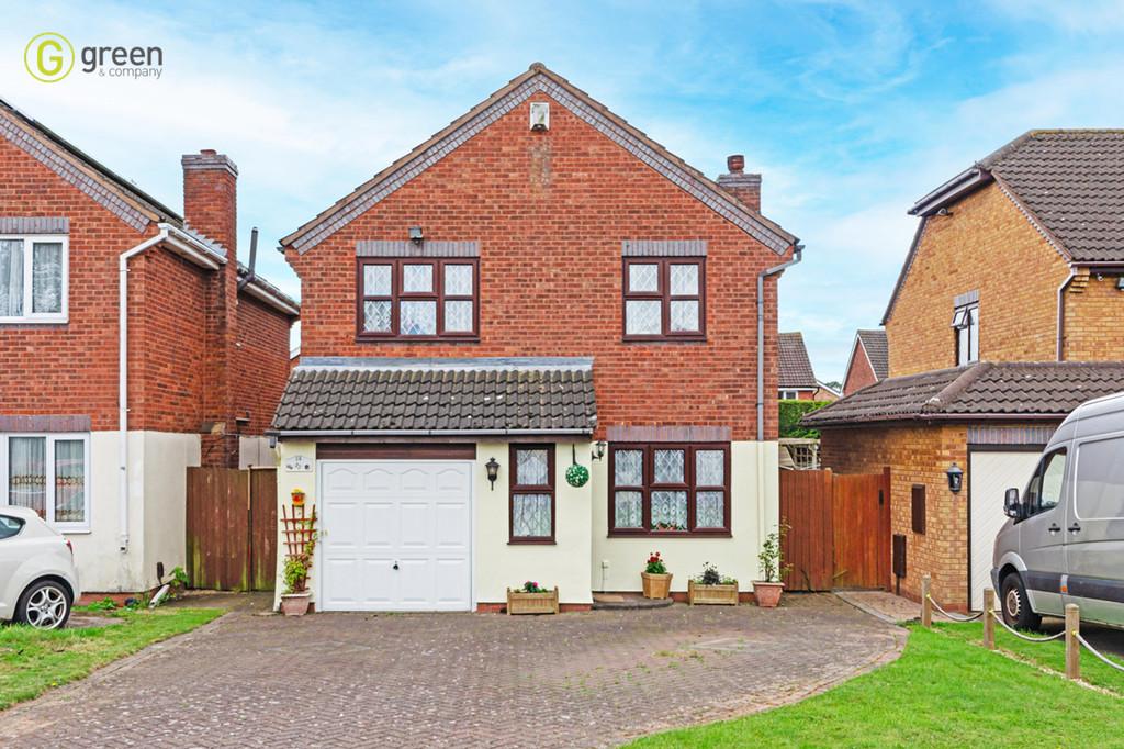 Castle Crescent, Birmingham B36 4 bed detached house for sale - £390,000