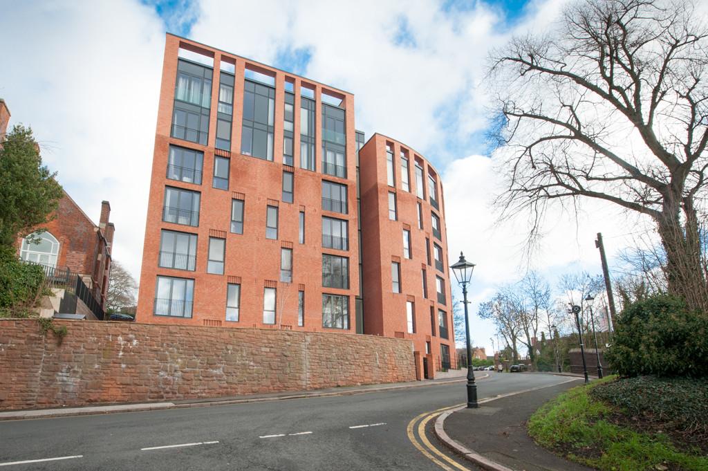 King Edwards Square, Sutton Coldfield... 2 bed apartment - £250,000