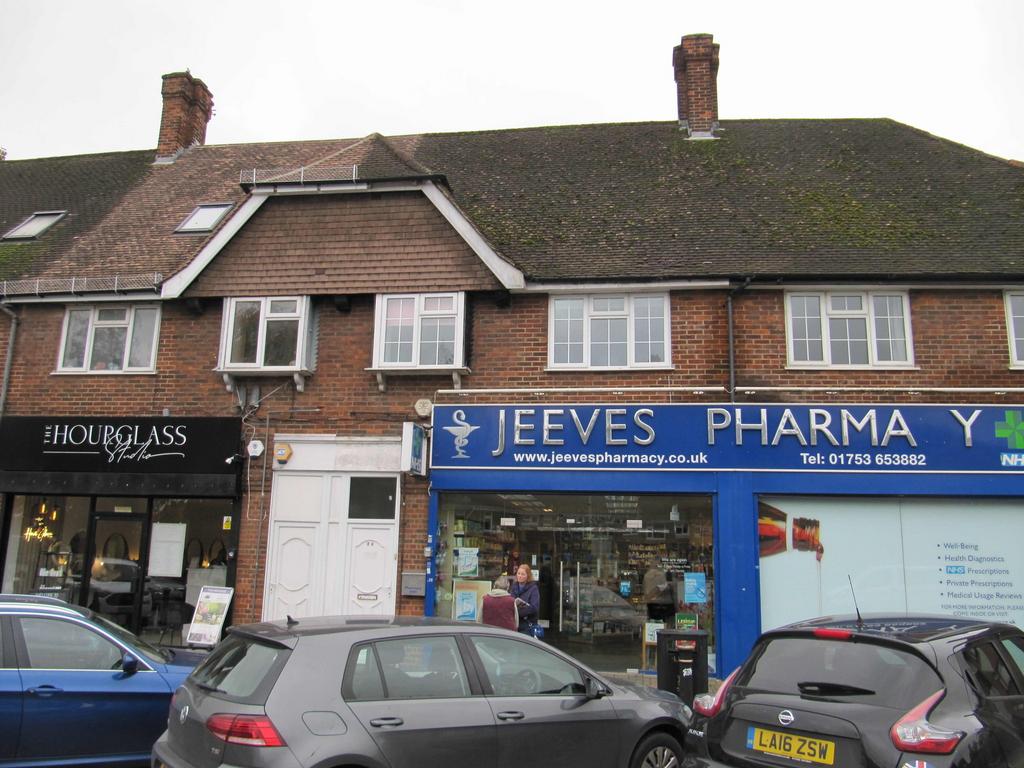 Thornbridge Road, Buckinghamshire SL0 2 bed property to rent - £1,375 ...