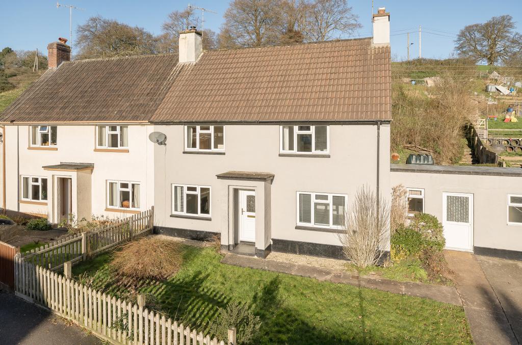 School Close, Bampton, Tiverton... 3 bed semi-detached house - £279,000