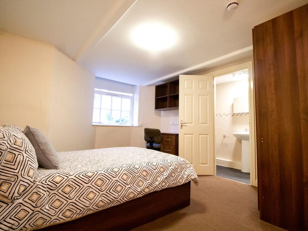 Springfield Mount, Leeds, LS2 #427729 Apartment - £671 pcm (£155 pw)