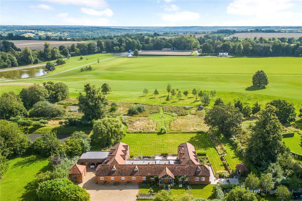 Remenham Hill, Remenham, Henley-on-Thames, Oxfordshire, RG9 5 bed ...