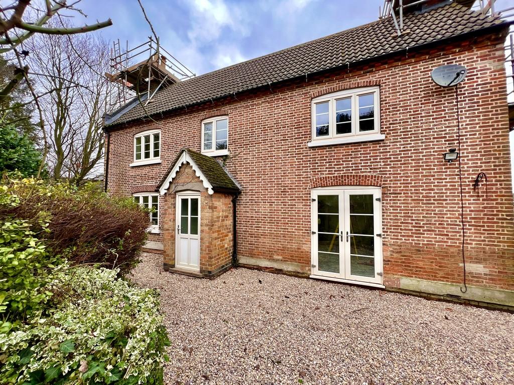 Chapel Lane, Bingham 3 bed farm house - £1,775 pcm (£410 pw)