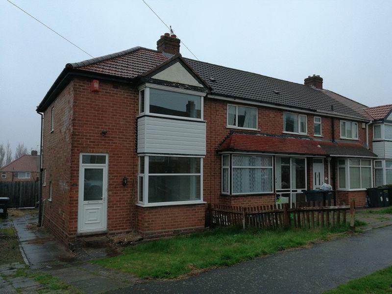 Nuthurst Road West Heath 2 Bed End Of Terrace House To Rent £950 Pcm
