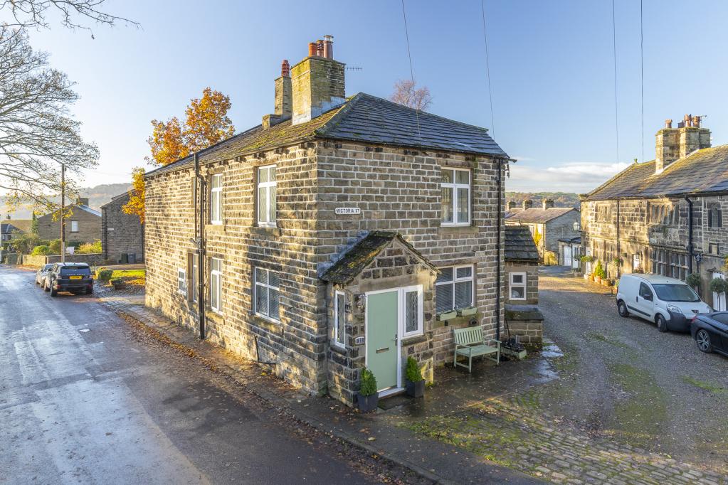 Micklethwaite, Micklethwaite, West... 2 bed end of terrace house - £175,000