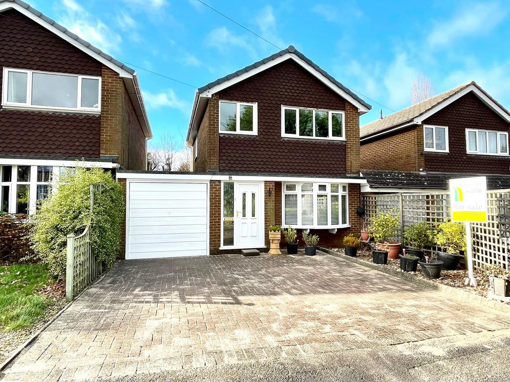 Rylands Drive, Penn, Wolverhampton, WV4 3 bed link detached house for ...