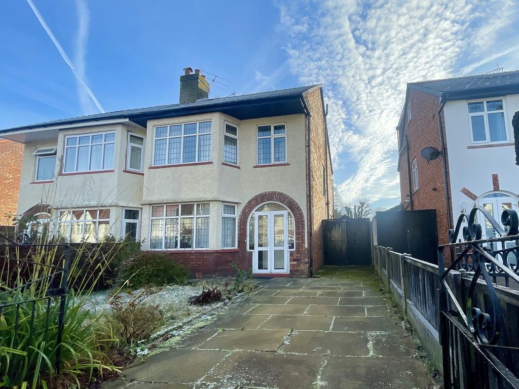 Southport PR9 3 bed semi-detached house - £230,000