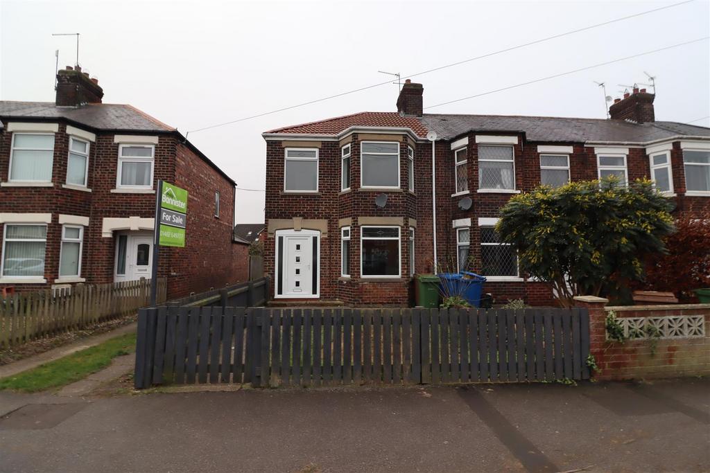 First Lane, Hessle 3 bed end of terrace house for sale - £169,950