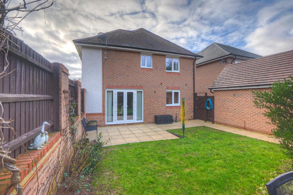 Alstonefield Close, Amington, Tamworth 4 bed detached house for sale ...