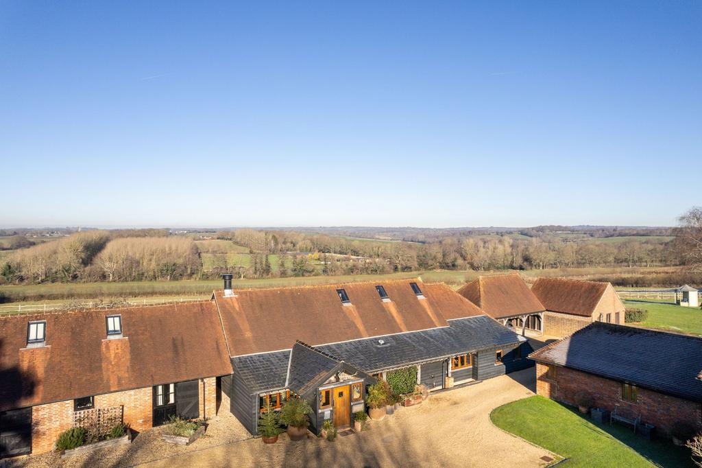 Piltdown, Moses Farm, TN22 5 bed barn conversion - £1,300,000