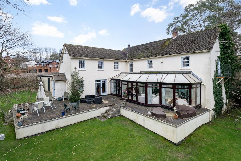 Shay Lane, Hale Barns, Altrincham, Greater Manchester, WA15 5 bed ...