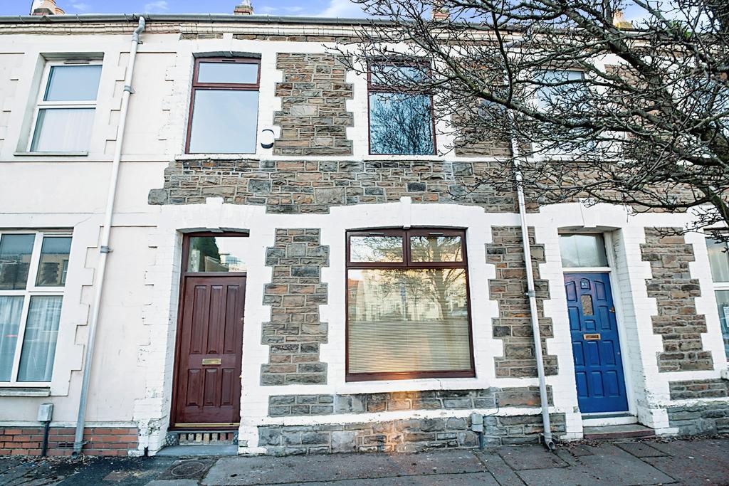 Lower Cathedral Road, Riverside 4 bed terraced house - £1,400 pcm (£323 pw)