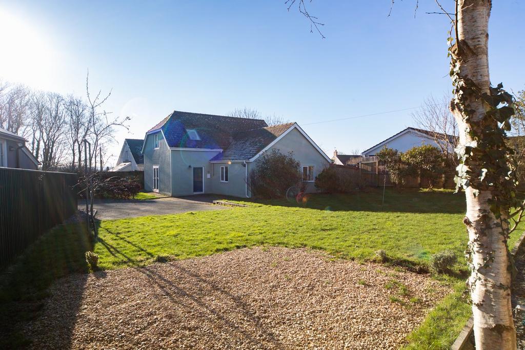 Spittal, SA62 4 bed detached house - £350,000