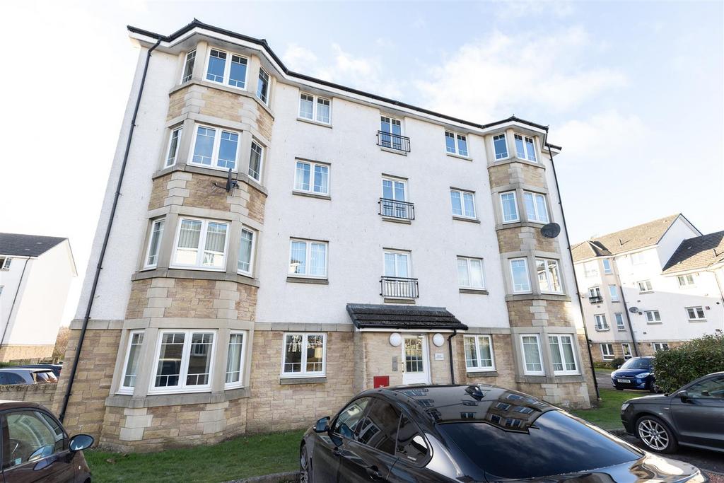 Simpson Square, Perth 2 bed flat - £119,950