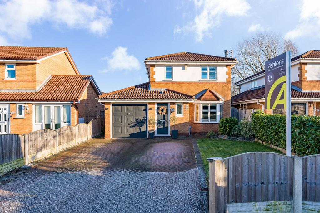 Runcorn, Runcorn WA7 3 bed detached house - £324,950
