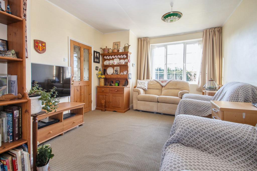Telegraph Lane, Claygate, KT10 3 bed end of terrace house for sale - £ ...