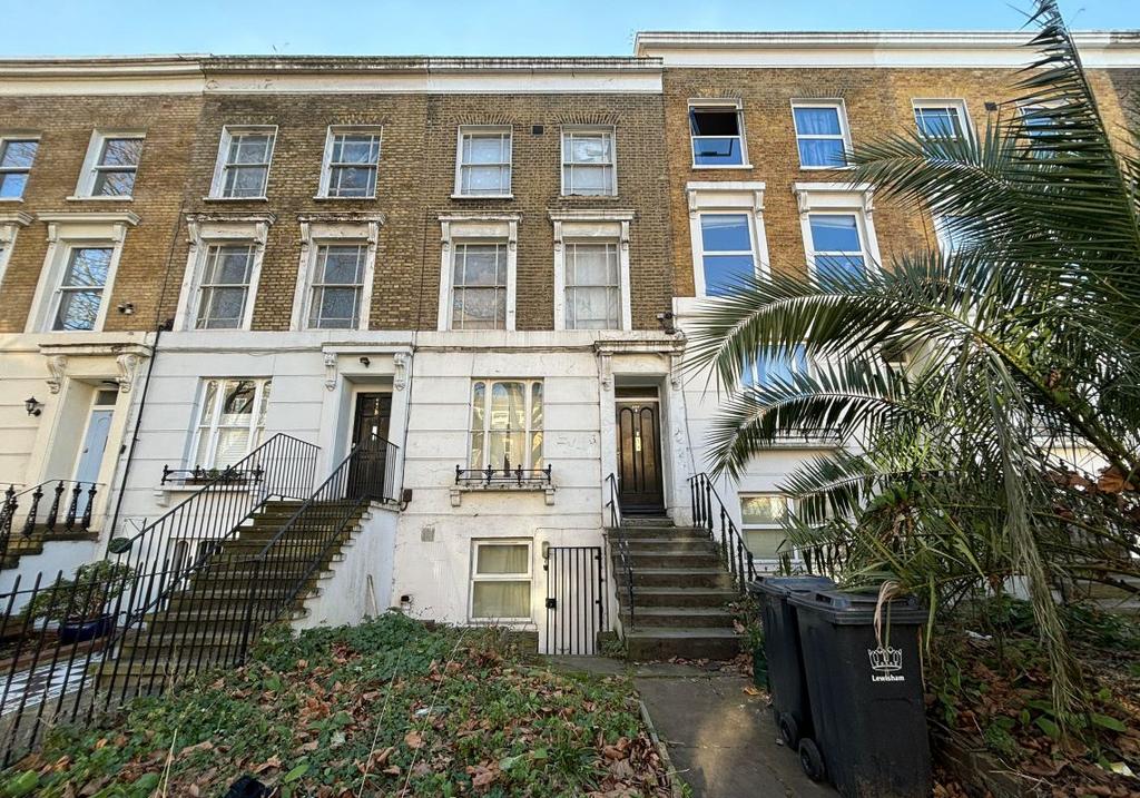 440A New Cross Road, New Cross... 2 bed flat - £240,000