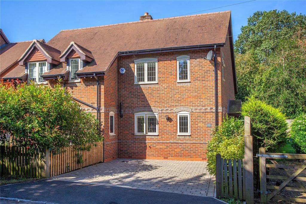 Common Lane, Henley-on-Thames RG9 2 bed semi-detached house - £535,000