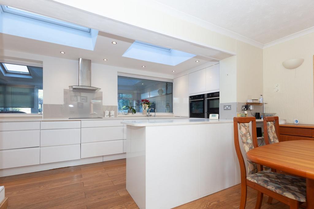 Merewood Avenue Headington Ox3 3 Bed Semi Detached House For Sale £