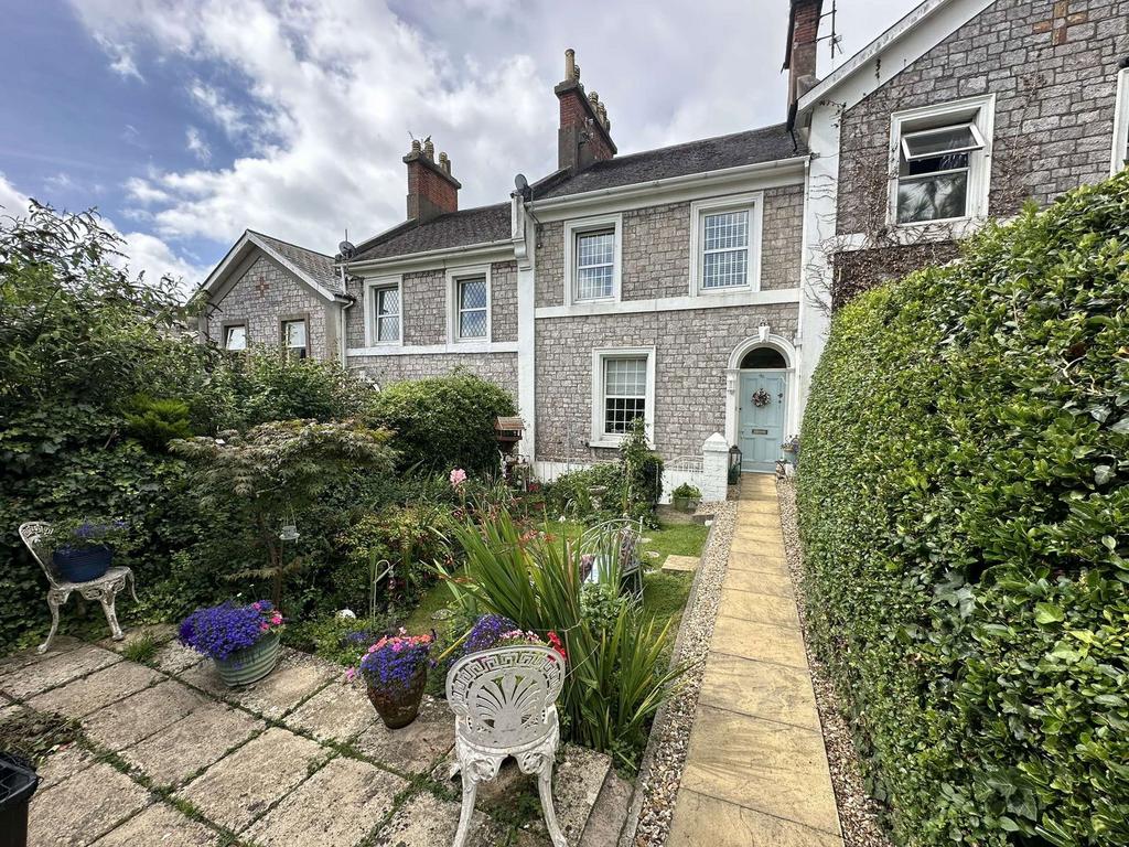 Ellacombe Church Road, Torquay, TQ1 1LJ 4 bed terraced house - £290,000