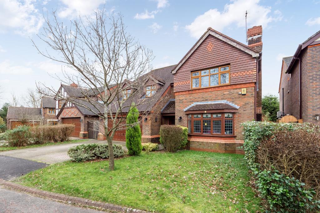 Weaver Close, Bowdon, WA14 4 bed detached house - £935,000