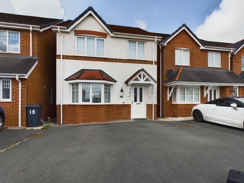 Mayfield Park, Saltney 3 bed detached house - £255,000