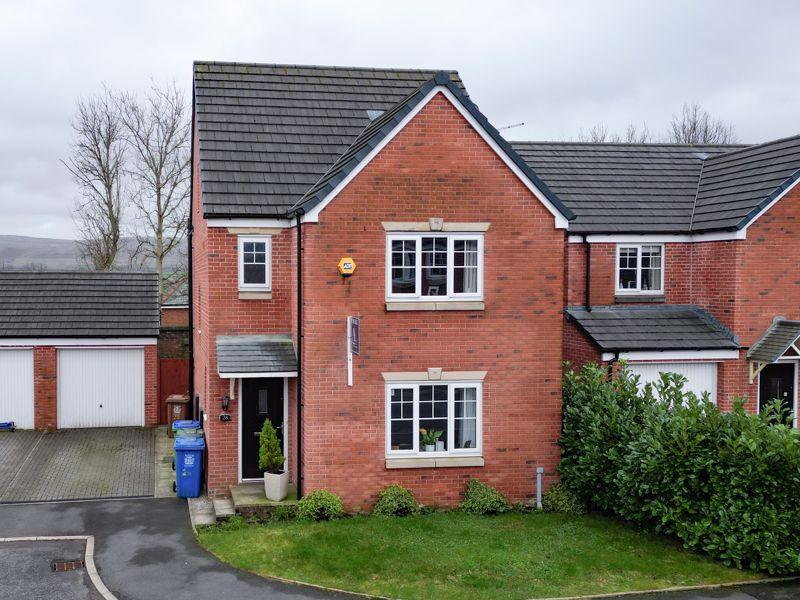 Oakley Way, Rochdale, OL12 9DY 4 bed detached house - £315,000