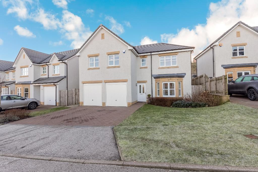 Dochart Gardens, Robroyston, Glasgow... 5 bed detached villa - £379,999