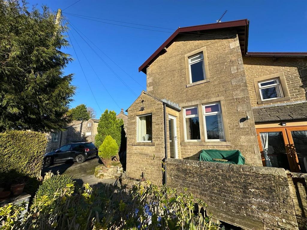 Low Lane, Grassington, Skipton 3 bed cottage - £400,000