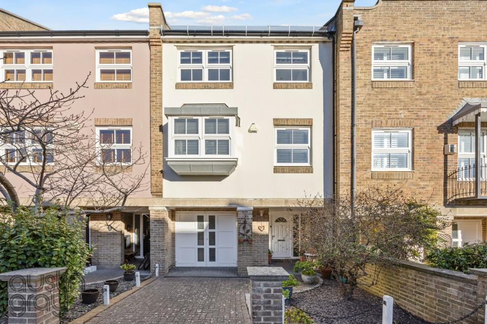 St. Marys Square, Brighton 4 bed house - £775,000