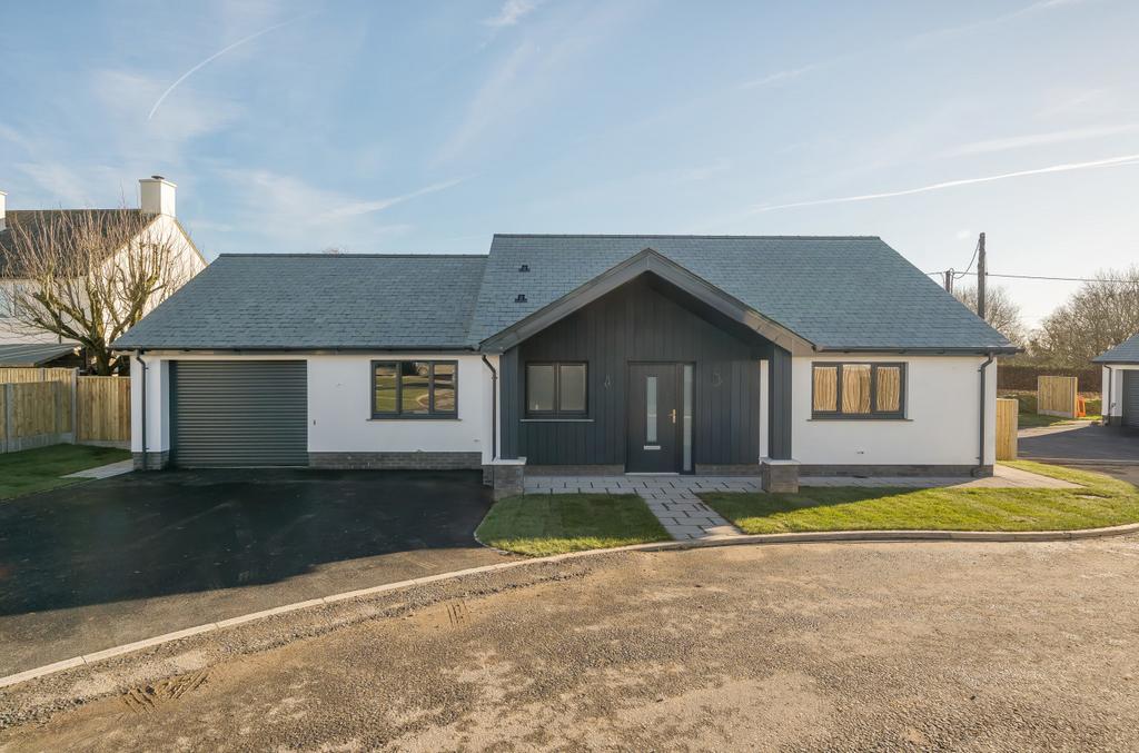 2 Chapel Close, Stibb Cross, Torrington, Devon, EX38 3 bed bungalow for ...