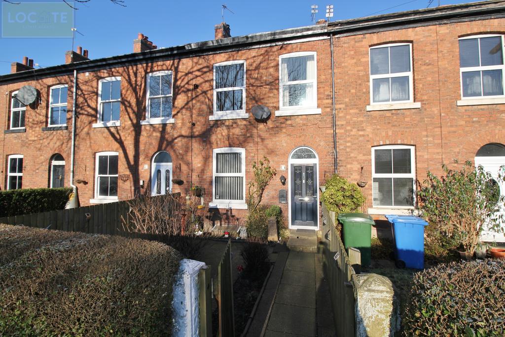Derwent Road, Urmston, Manchester 3 bed terraced house - £280,000
