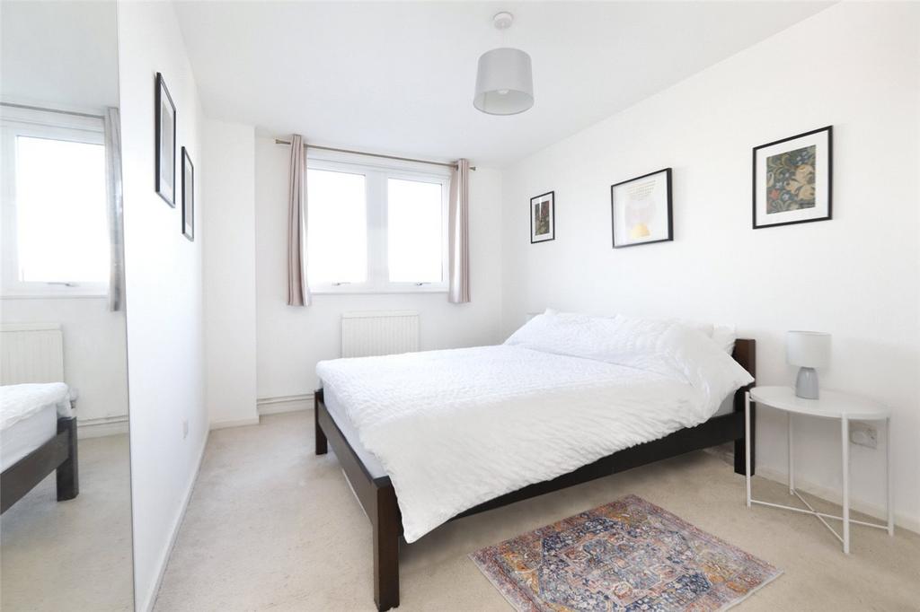 Leather Lane, London, EC1N 1 bed apartment for sale - £475,000