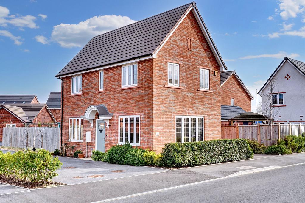Christ Church Way, Evesham, WR11 3 bed detached house for sale - £335,000