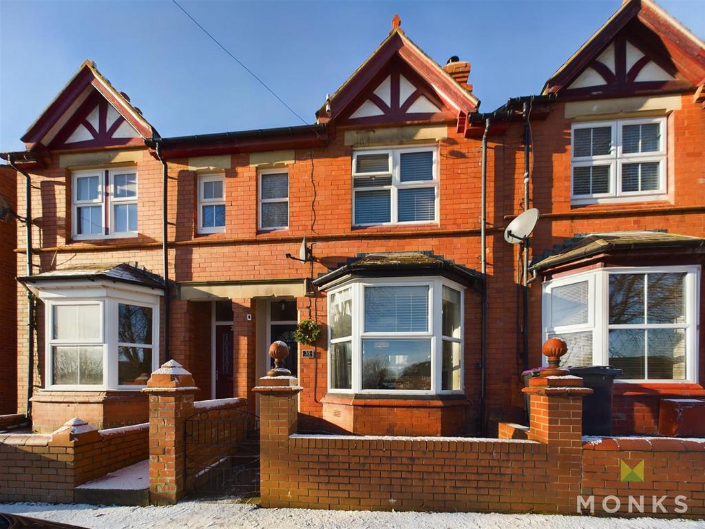 Gatacre Road, Oswestry 3 bed terraced house for sale - £199,950