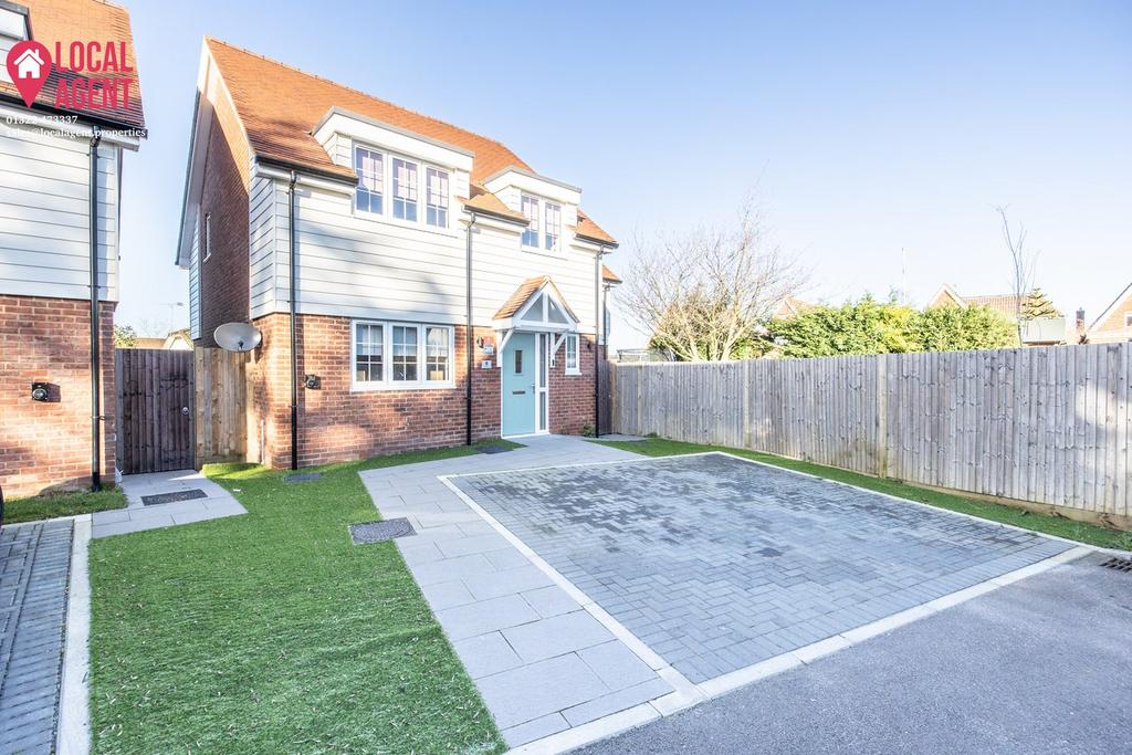 Kingsingfield Road, West Kingsdown... 3 bed detached house - £550,000
