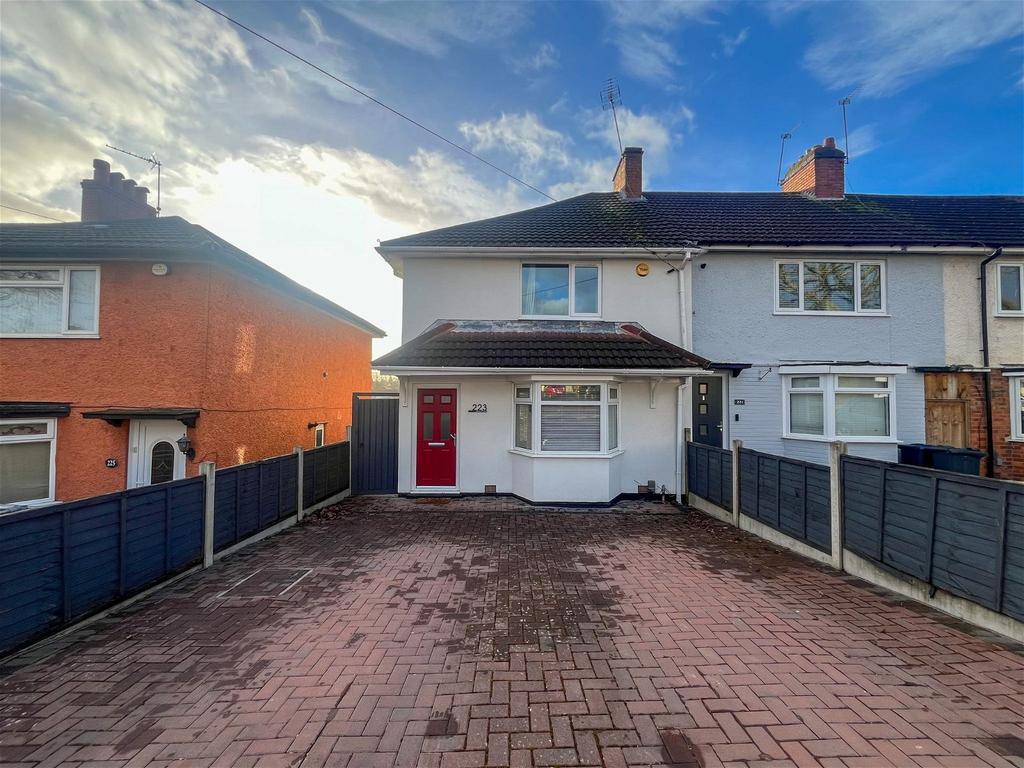 Chinn Brook Road, Birmingham B13 3 bed end of terrace house - £235,000