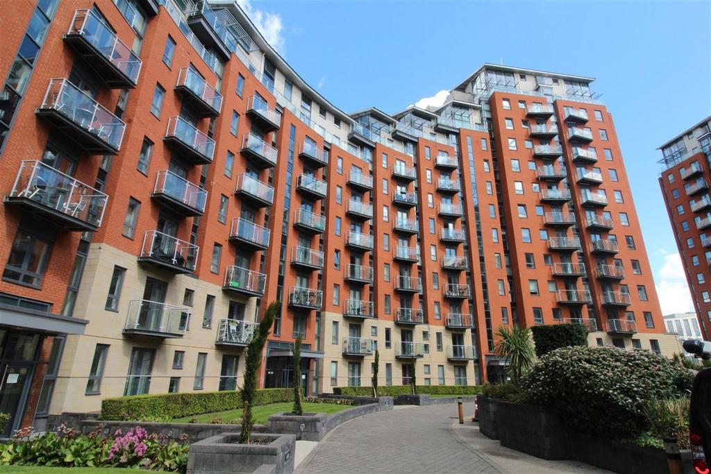 Santorini, City Island, Leeds 2 bed apartment for sale - £180,000
