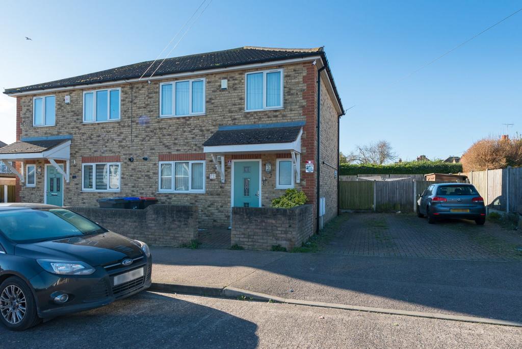 St. James Avenue, Ramsgate, CT12 2 bed semi-detached house for sale - £ ...