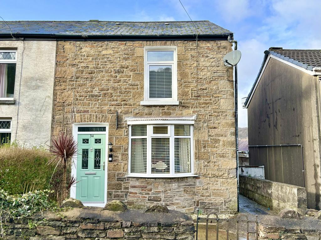 Alltwen Hill, Pontardawe, Swansea. 3 bed semi-detached house - £192,500