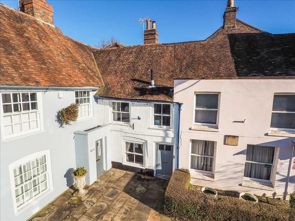 The Square, Titchfield 3 bed cottage - £500,000